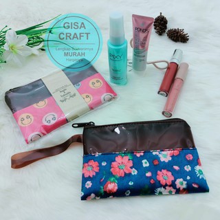 Souvenir Dompet Mika Bentuk Pipih Kombinasi Satin Dengan Tali Pegangan ...